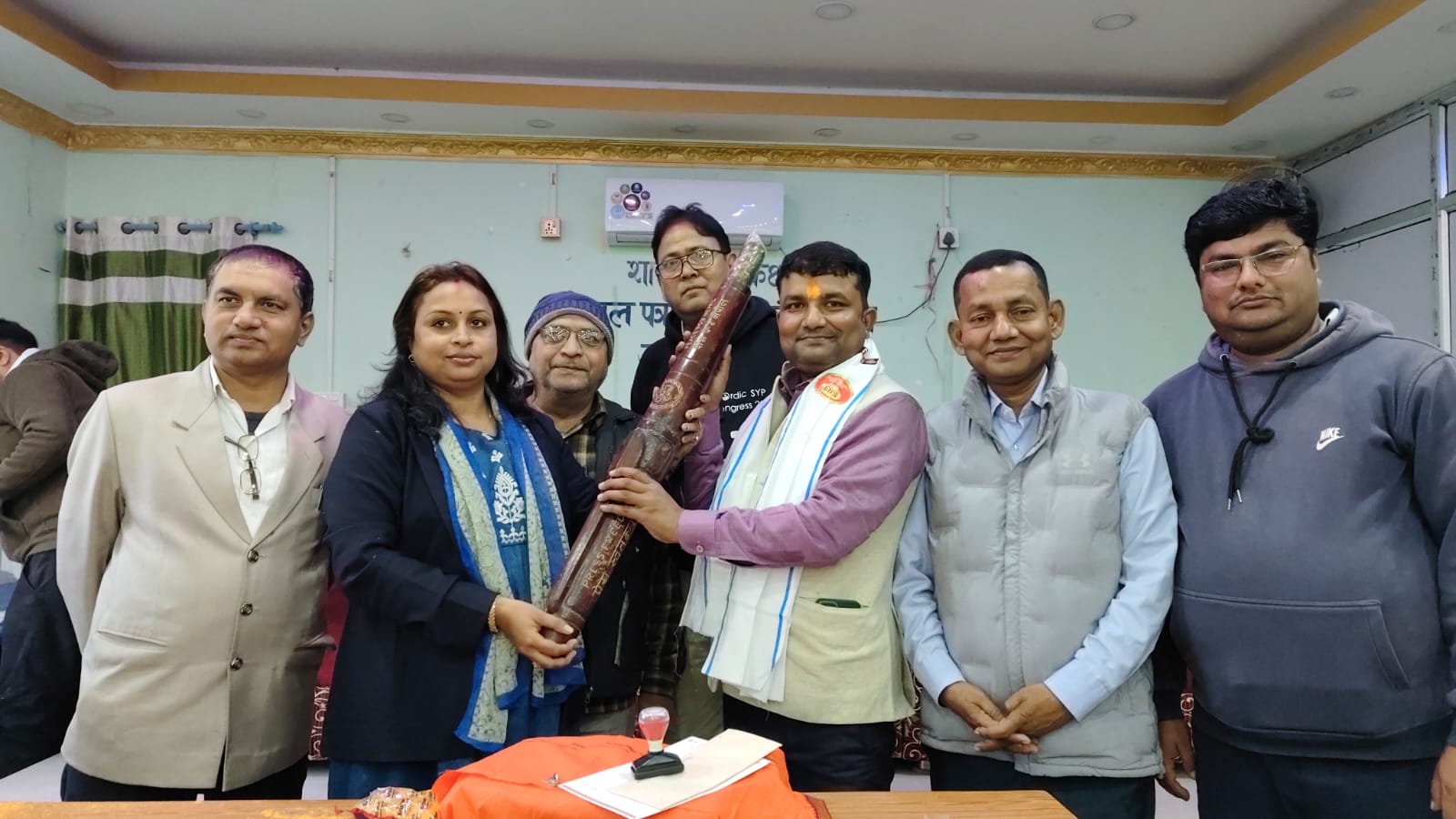 नेपाल पत्रकार महासंघ धनुषाका नवनिर्वाचित पदाधिकारीहरुले गरे पदभार ग्रहण ...